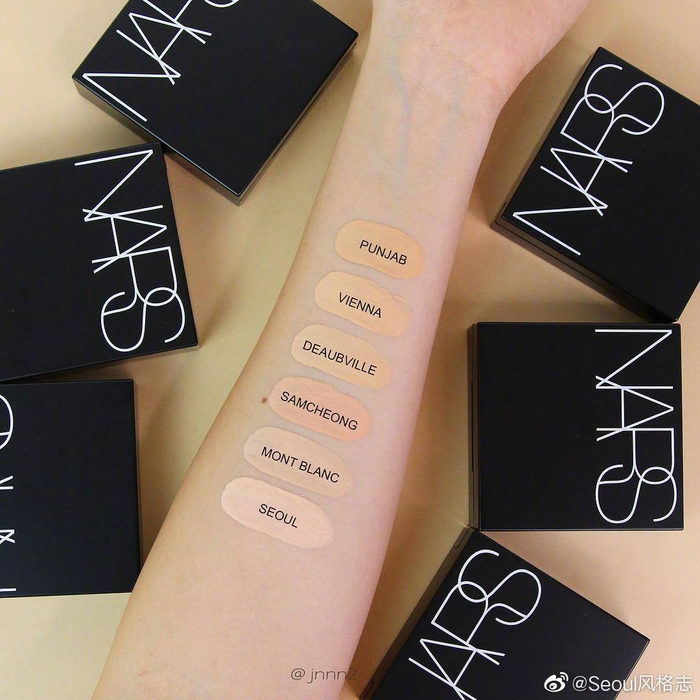 Natural Radiant Longwear Cushion SPF50 PA+++