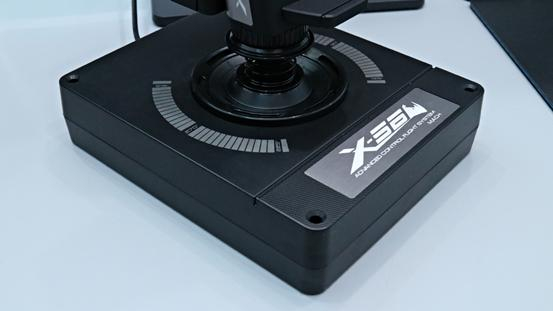罗技 G X52/X52 PRO/X56 模拟飞行摇杆评测:克敌机先!_新浪新闻