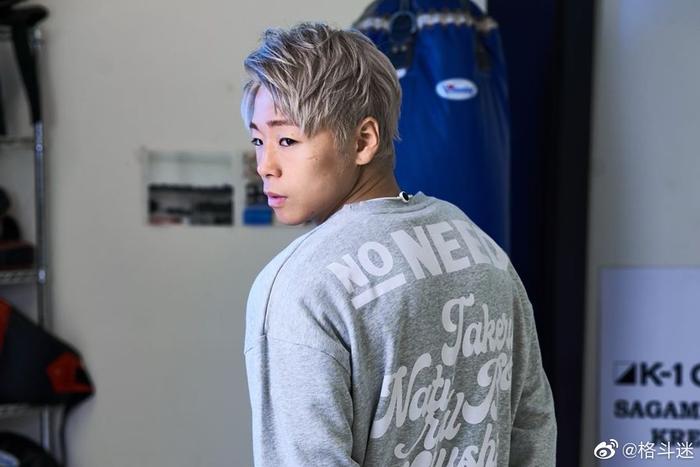 K 1王者武尊的新拍摄计划,时尚男模啊!