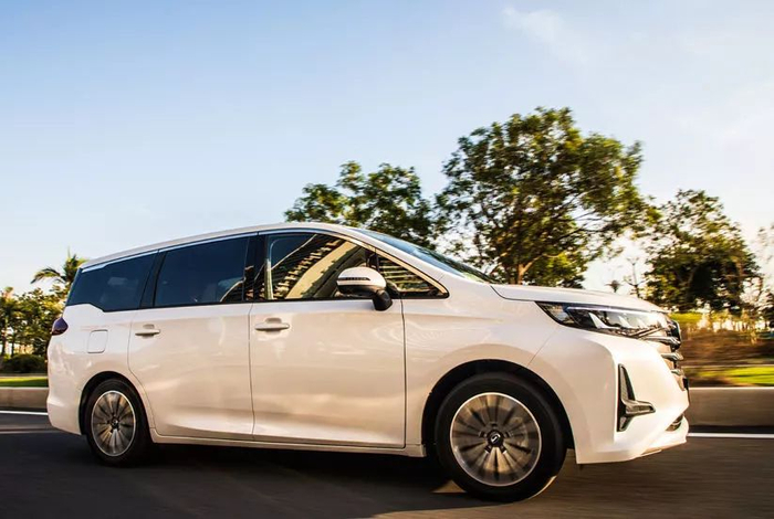 家庭成员就该有如此素质 试驾广汽传祺全新GM6