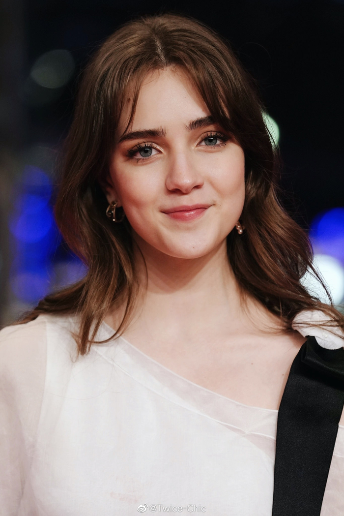 Talia Ryder | 携电影《从不，很少，有时