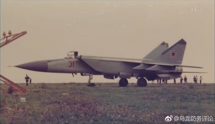 1975年，第一架Ye-155MP（产品83）的原型机（机号831）