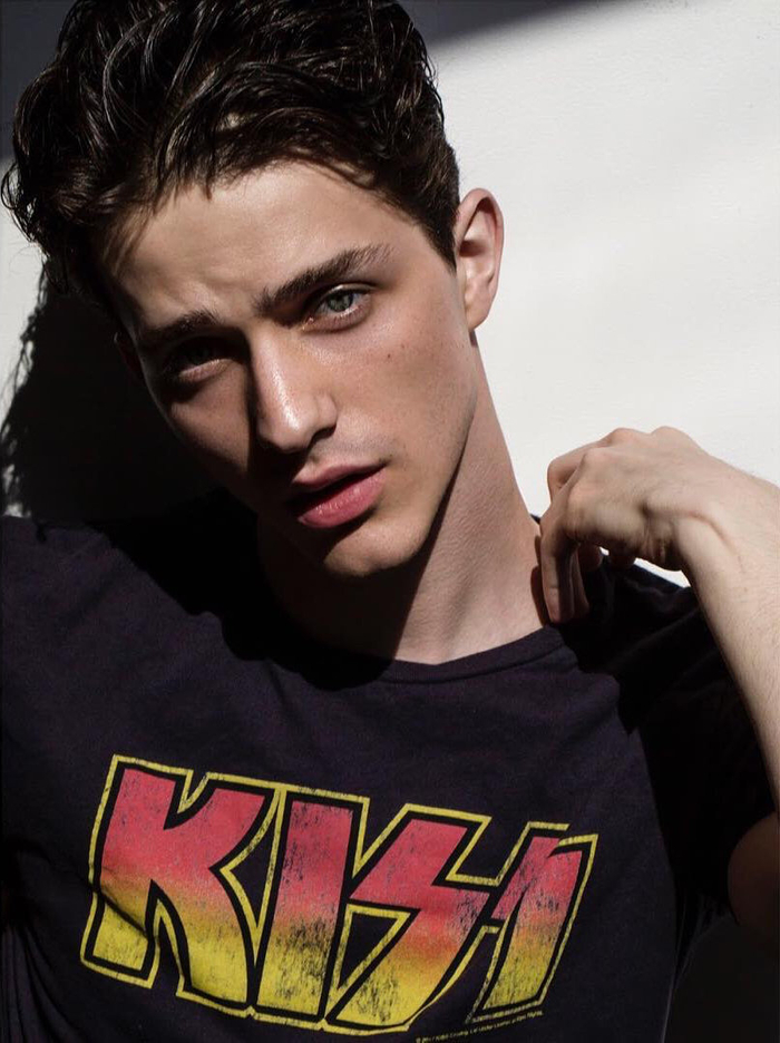 Martin Conte 是一位来自巴西的年轻模特，年仅 26 岁的他