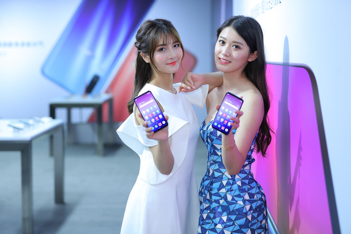 魅族16Xs实际好不好用？首发上手体验说说它的好与坏__财经头条