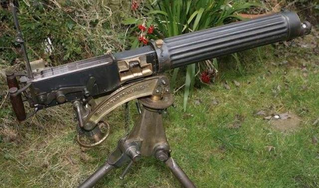 P08比起以M1911为代表的管退式手枪是落后的|手枪|枪机|机枪_新浪新闻