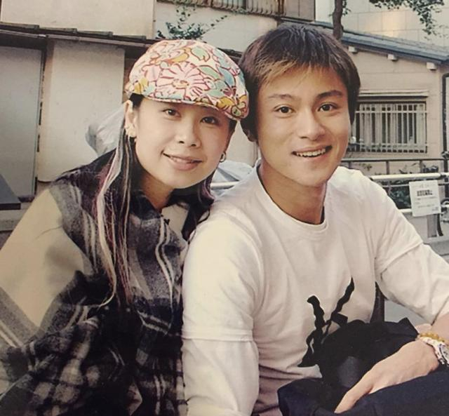 结婚14年！TVB一线小生太太爆当年被求婚细节：望着戒指说不到话