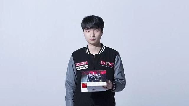 DOTA2：cty直播谈论自己的职业生涯，曾经做过不少傻事！