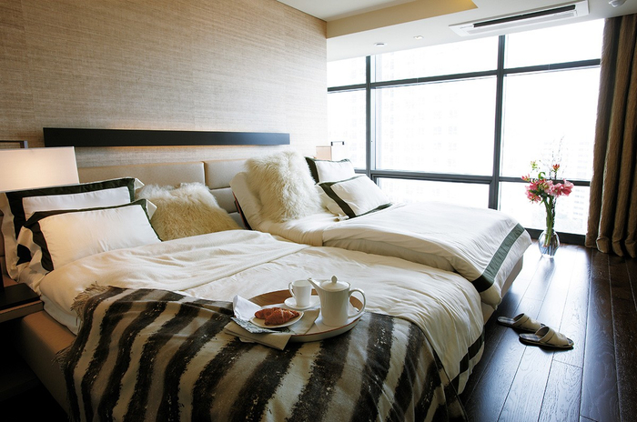 城市中心的复合型养老社区——星城 MALL+THE CLASSIC 500 养老公寓设计实践 / JERDE 捷得