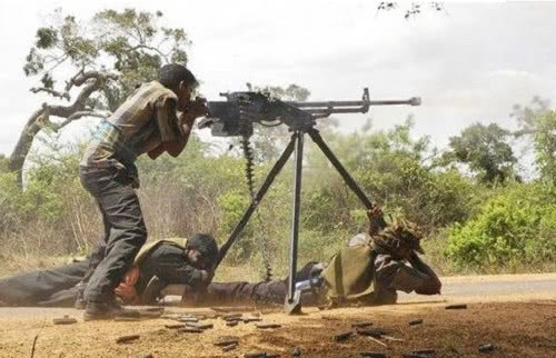 仅仅服役了八年的新型88式通用机枪，为何就迅速退出了舞台|通用机枪|服役|轻机枪_新浪新闻