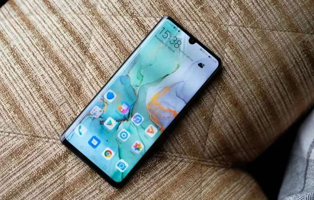 Reno 10倍变焦版、华为P30 Pro，谁能畅玩《跑跑卡丁车》？__财经头条__新浪财经