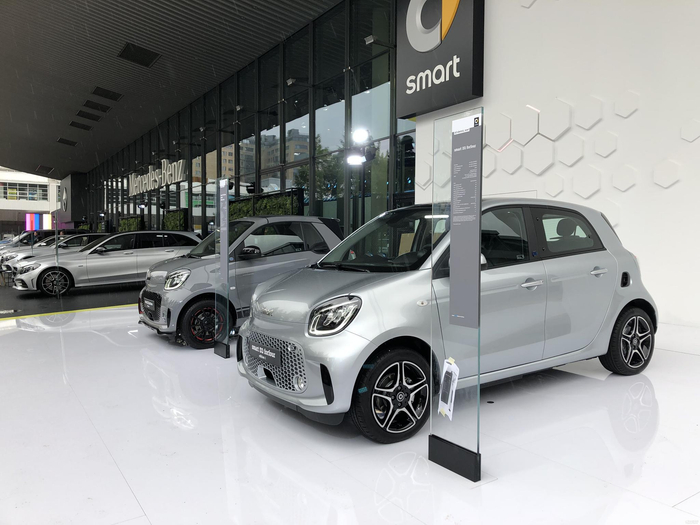 新款奔驰smart EQ实车图曝光 将于法兰克福车展正式发布