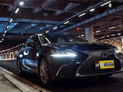 试雷克萨斯ES300h：40万落地，你会选她吗？