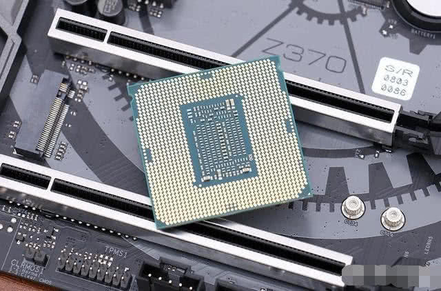 i5 8500和 i7 8700的差距大吗？哪个性价比更高？__财经头条__新浪财经
