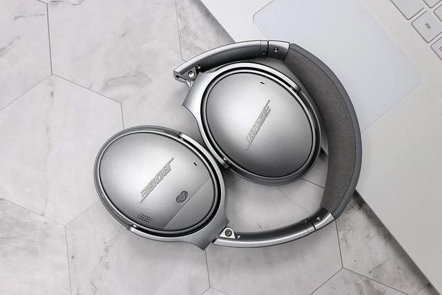 Bose QC35II的魅力，是让你身处户外却空无一人__财经头条__新浪财经