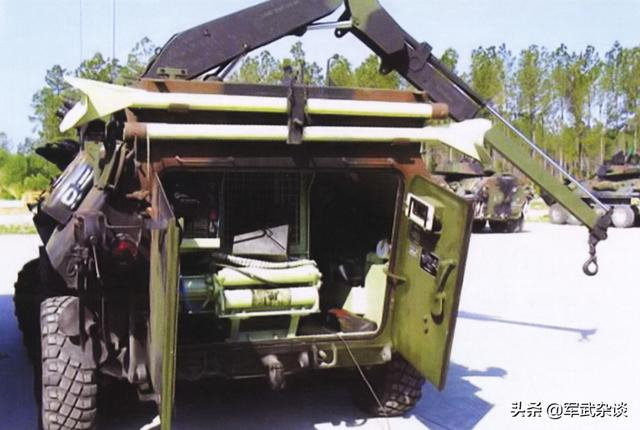 LAV-25装甲车族，从基本型到防空型，美国快速反应部队的8轮轻骑