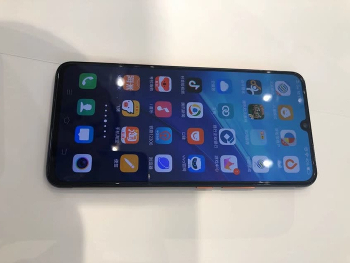 从2998跌至1798，骁龙855+4000mAh，vivo爆发了__财经头条