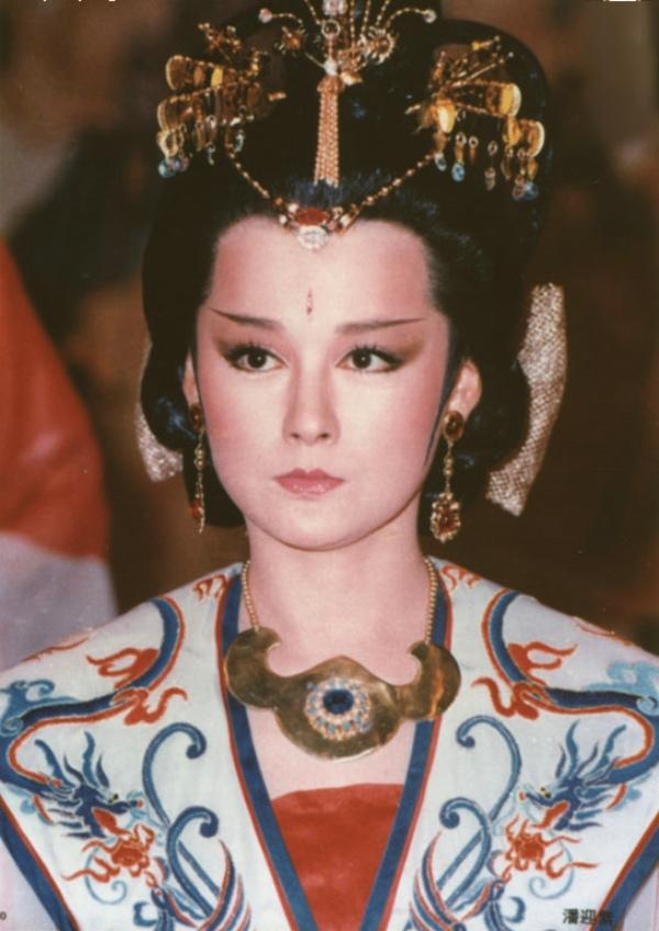 她是契丹王朝历史唯一一个以公主身份称太后、执政的女人|耶律普速完|葛逻禄|承天_新浪新闻