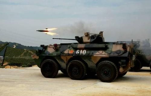 ZSL92式步战车：就是一辆装甲输送车，加装1门25毫米机关炮而已|步战车|机关炮|轮式_新浪新闻