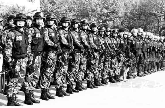 中国90年代最强悍匪，1人单挑37名特警，击伤了11人，致5人牺牲