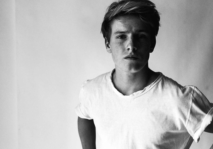 德国演员 Louis Hofmann 出生于1997年