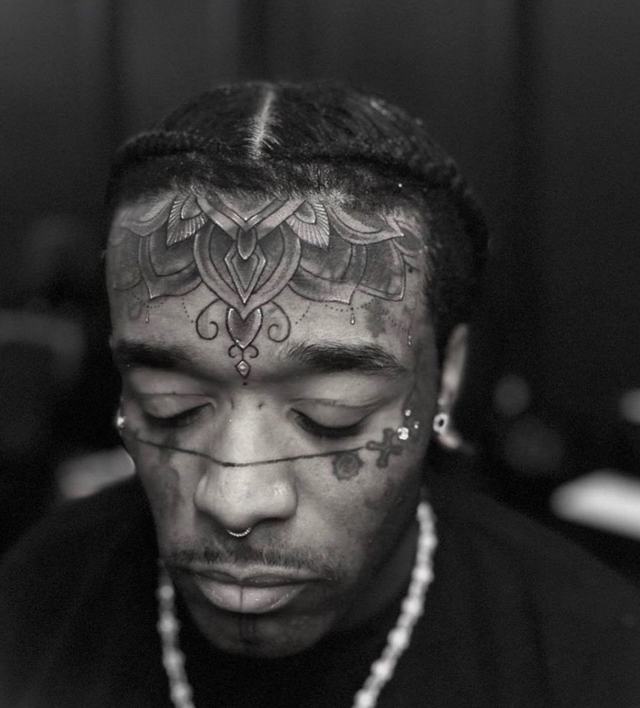 说唱歌手面部纹身引关注__财经头条__新浪财经