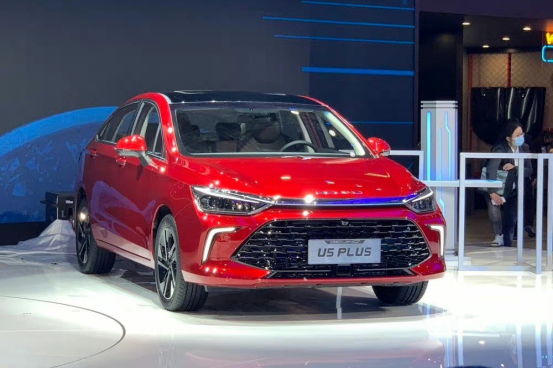 7万块就能感受到配置拉满的感觉，北京U5 PLUS真拼了