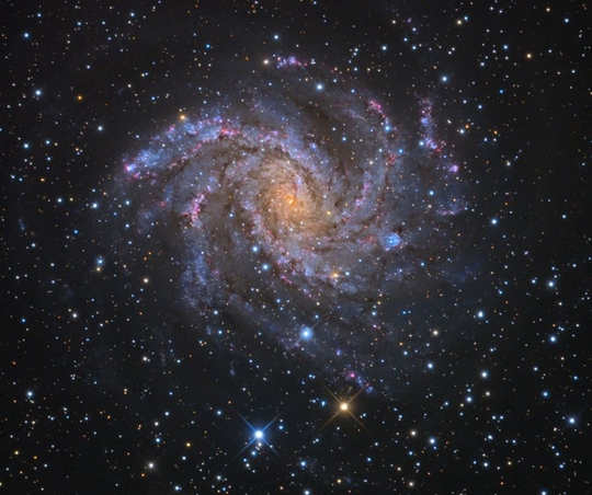 烟火星系NGC 6946