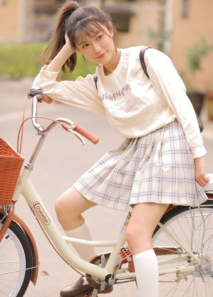 JK马尾辫美少女户外青春活力cosplay