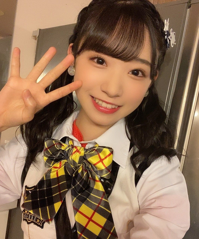 日本偶像山内瑞葵的毛笔字，写的好看吗？