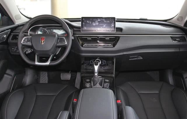 国产B级车“扛把子”，1.8T+6AT，12个BOSE音响，不足15万