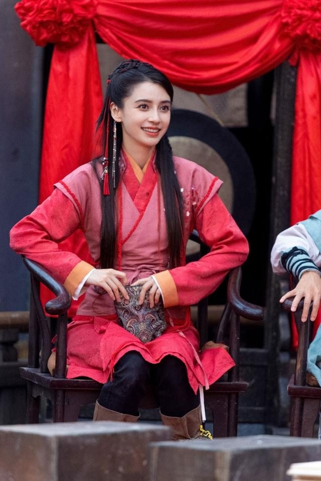 Angelababy红色汉服照合集！