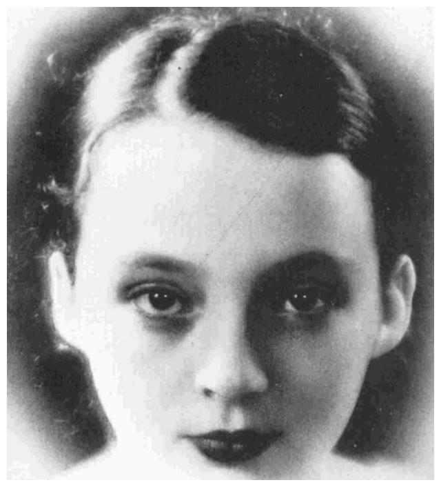 爱情作家杜拉斯：66岁迷倒28岁小伙，身材矮小却有童话般初恋