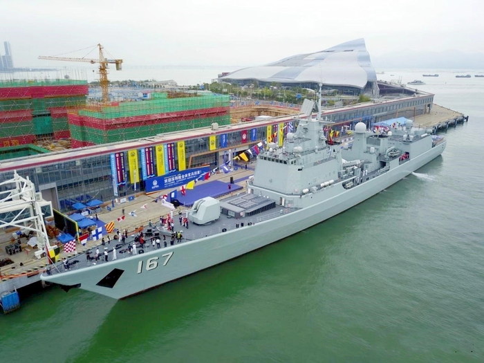 051B“深圳舰”浴火重生：改装后战斗力直追052C，还能再战20年