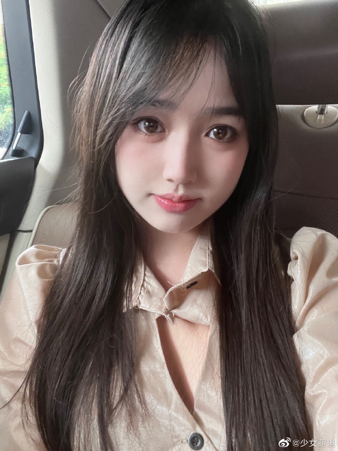 江西美女小姐姐萌琪迷人美照欣赏，好可爱