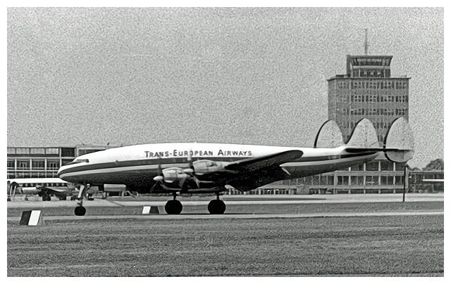 二战最漂亮的军用运输机之一，洛克希德C-69“星座”