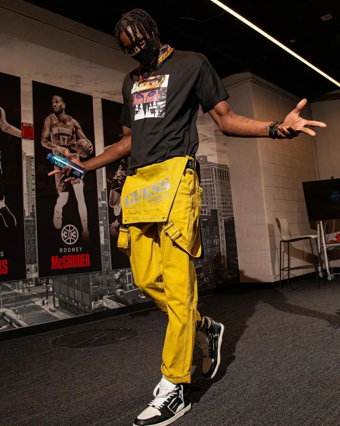 4换1，交易达成！利拉德终等来二当家！湖人报价塔克被拒绝