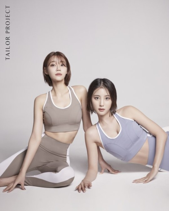 AOA原成员徐酉奈携手TAHITI原成员申智秀拍杂志写真