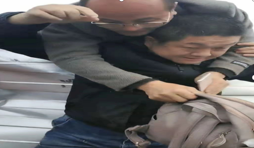 “河南好人”陈锋：二十余载见义勇为历程背后的感人故事|陈锋|西峡县|捐赠_新浪新闻