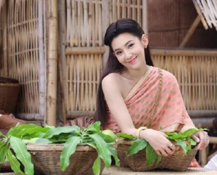 9年情断！泰剧女王Bella证实和Weir分手，并非因为结婚问题