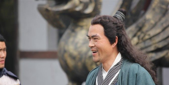 演员徐爱珉，霸气外露的荧幕硬汉，十分帅气有型！