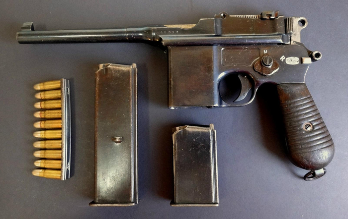 李云龙口中的“快慢机”是哪一款枪？全自动驳壳枪有多少种？