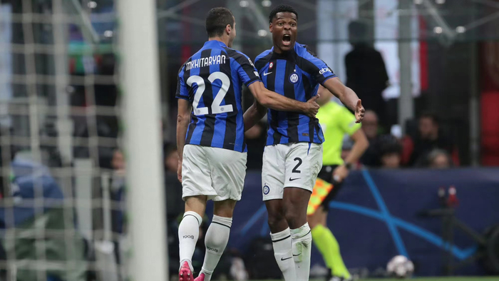 足坛小阿伦5-16赛事前瞻：国际米兰vsAC米兰，米兰能否成功逆袭