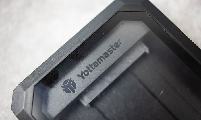 颜值、性能和性价比全都有，简评Yottamaster硬盘盒