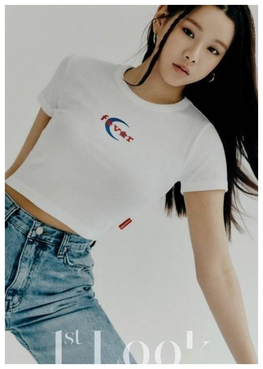 韩国女歌手Natty最新杂志写真曝光_娱乐频道_东方资讯__财经头条