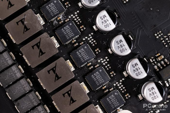 如7而至，蓝戟Intel Arc A770 Flux 8G OC显卡评测