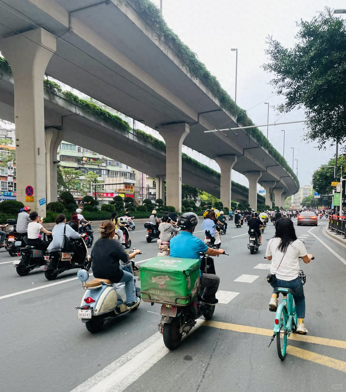 110km续航！九号电动车F2z 110成上班通勤、露营骑行新选择|电动车|骑行|续航_新浪新闻