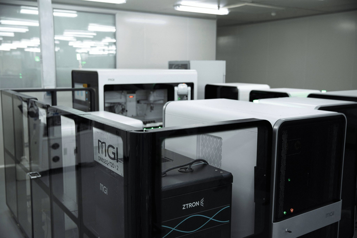 华大智造DNBSEQ-T20×2高通量测序仪__财经头条