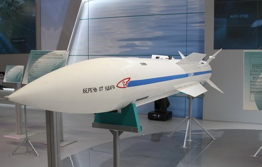 俄罗斯RVV-BD导弹的性能特点，主要有三点|导引头|发动机|雷达|弹体|战斗部_新浪新闻