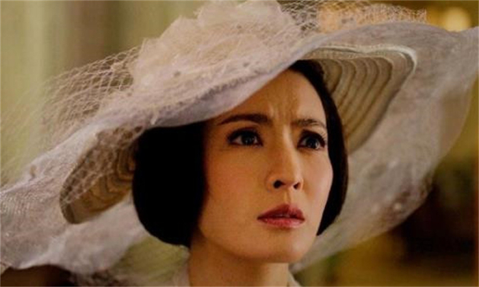 泰剧女王Aff透露情感状况，表示担心即将临产的Chompoo