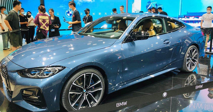 九樽论带你逛成都车展之全新BMW宝马4系__财经头条